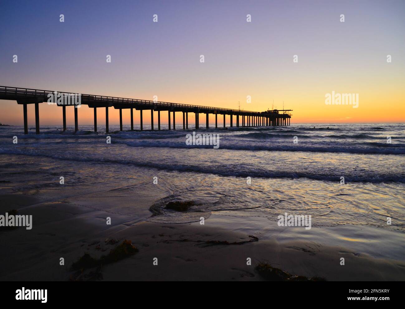 Sunset seascape with scenic view of Ellen Browning Scripps Memorial ...