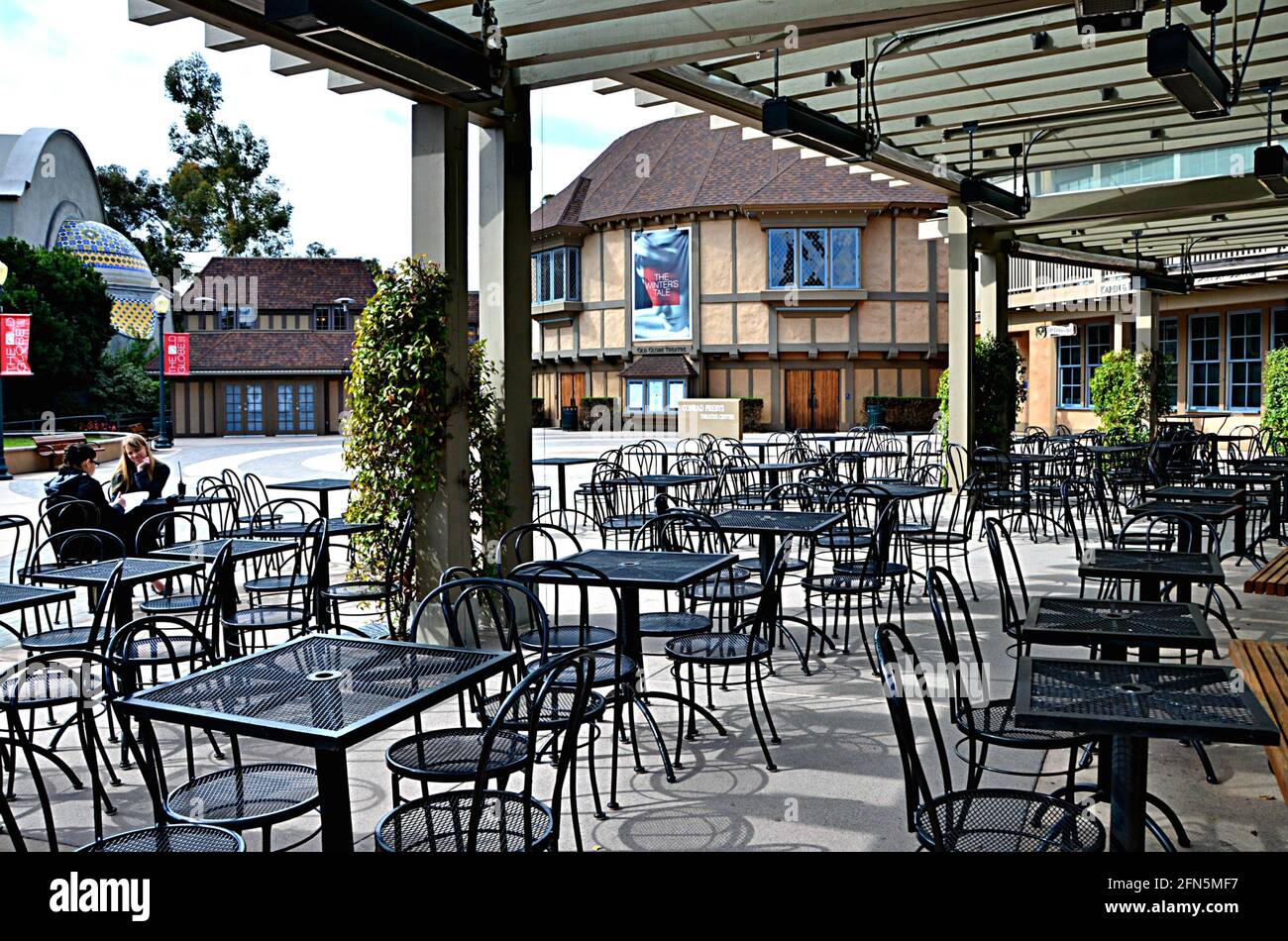 Scenic view of the Old Globe Theater and coffee shop terrace in Balboa ...