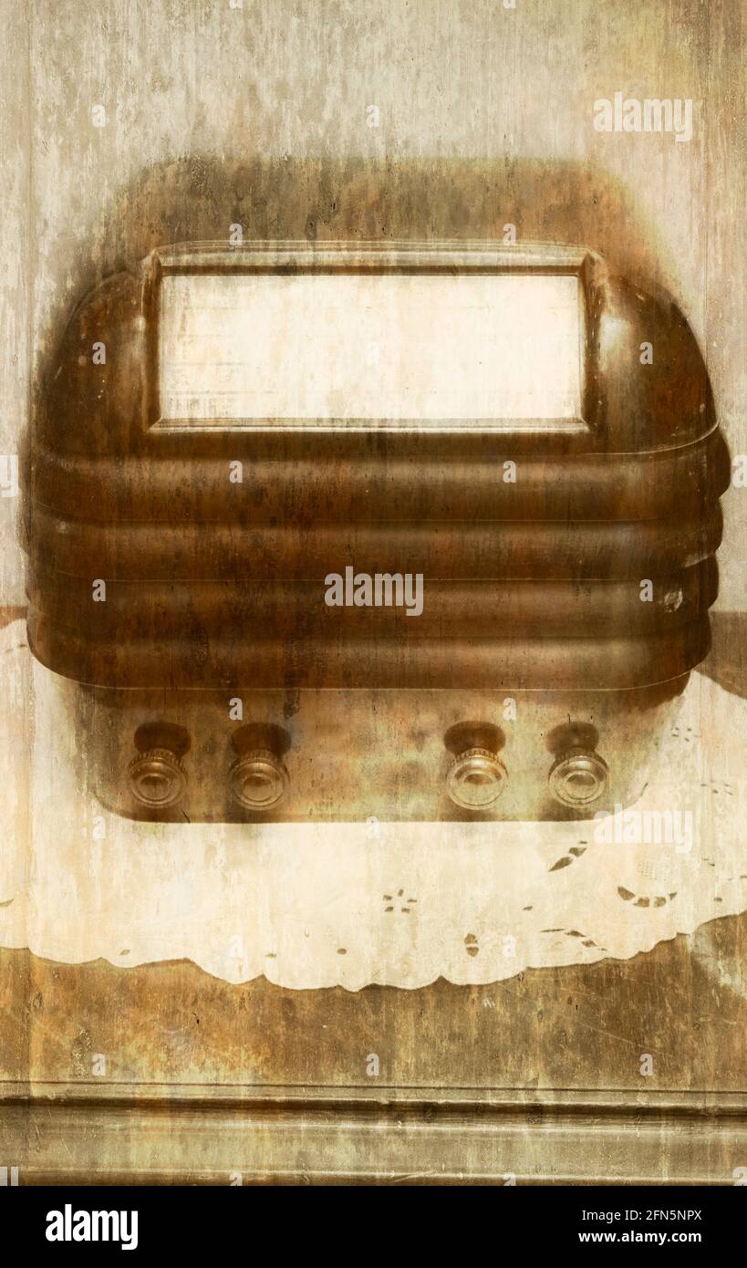 Antique Wireless Set High Resolution Stock Photography and Images - Alamy