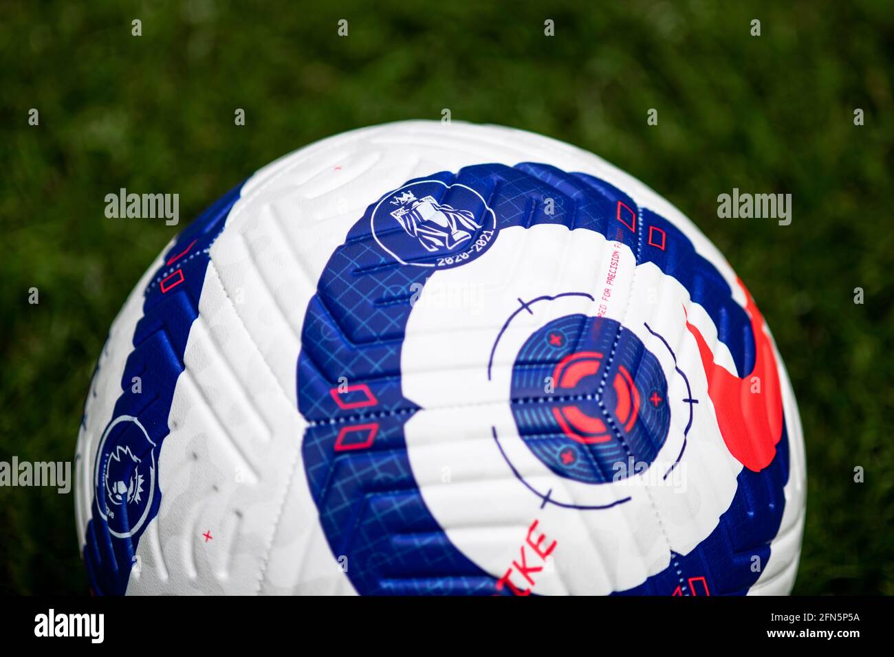 Nike premier league flight football hi-res stock photography and images ...