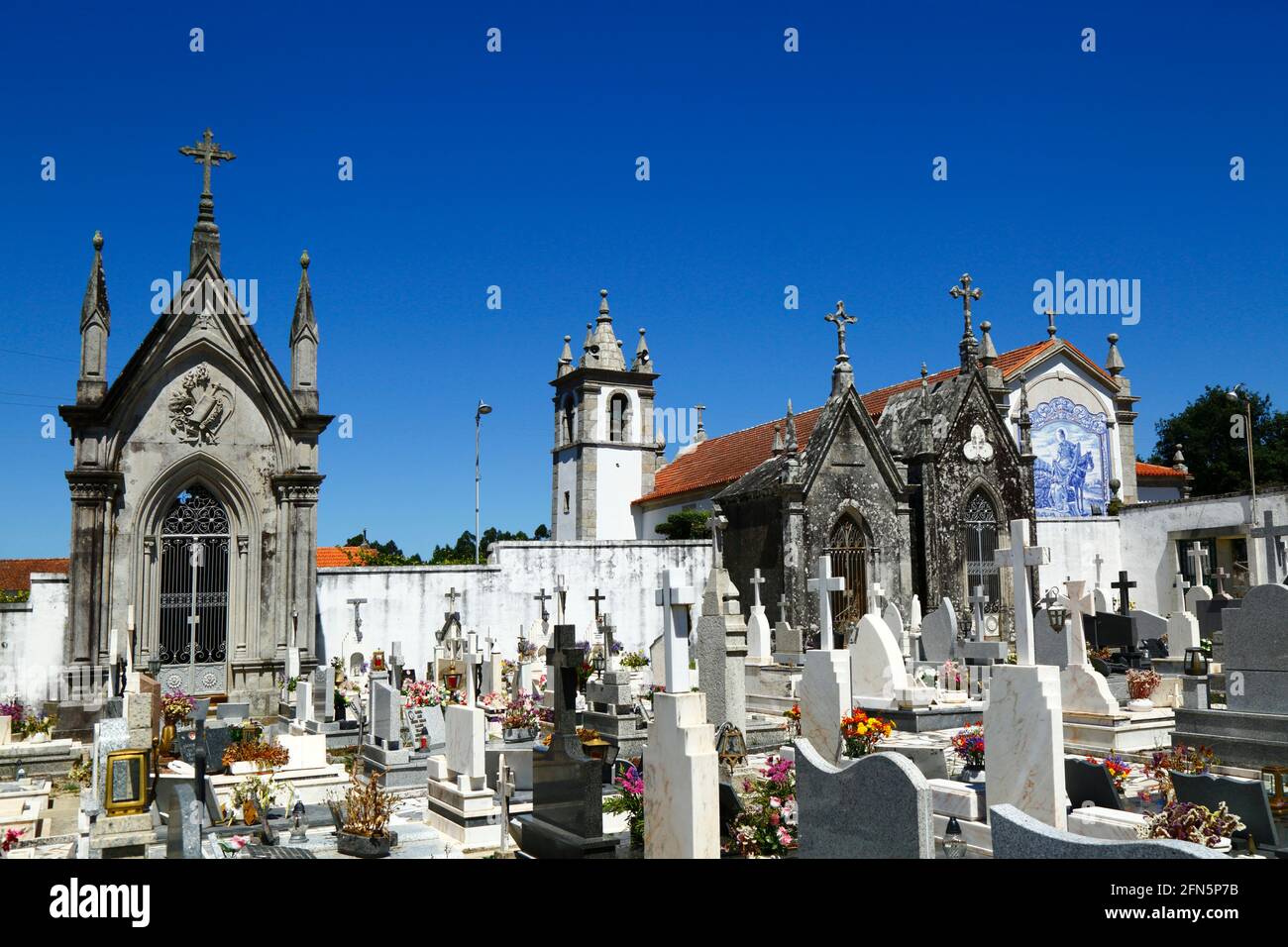 Mausoleums architecture hi-res stock photography and images - Alamy