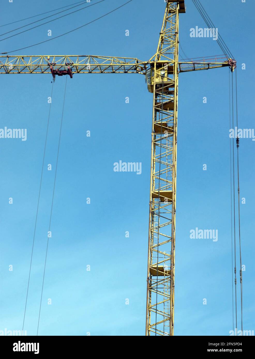 crane tower at dry sunny day Stock Photo - Alamy