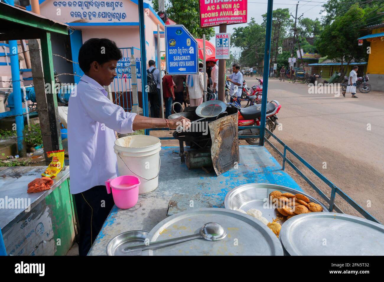Odisha fast food hi-res stock photography and images - Alamy