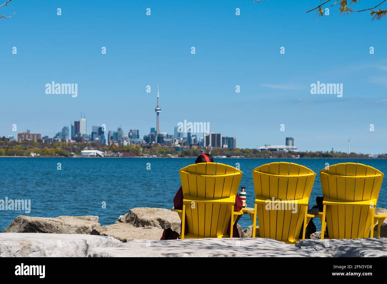 Towers downtown toronto canada hi-res stock photography and images - Alamy