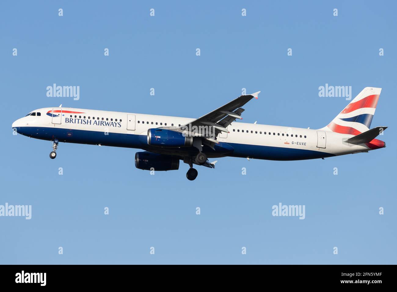 Ba airbus a321 hi-res stock photography and images - Alamy