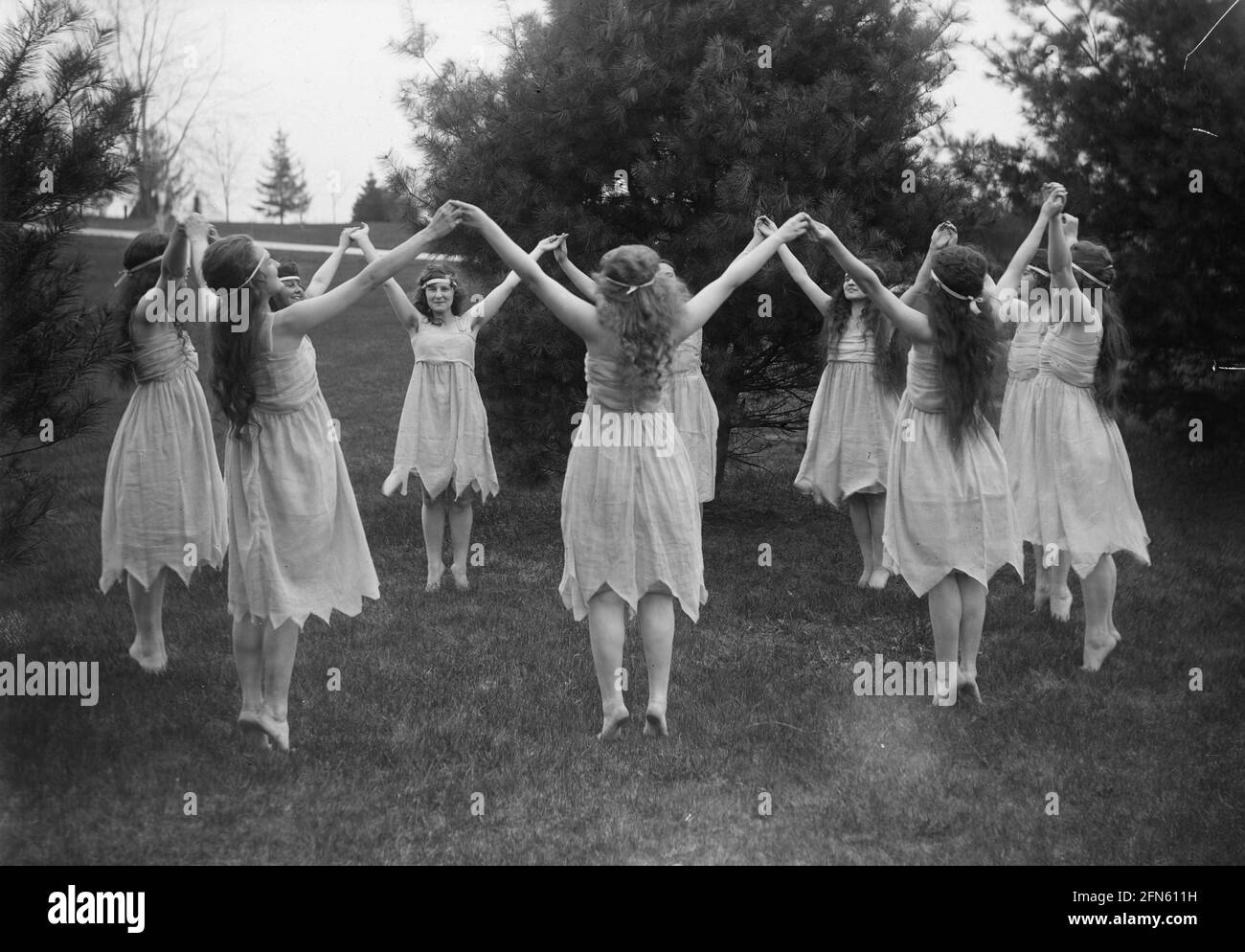 Dancing Nymphs High Resolution Stock Photography and Images - Alamy