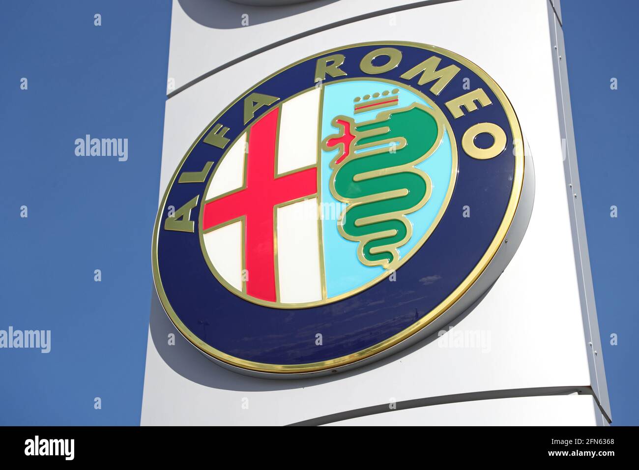 Alfa Romeo car shop Stock Photo - Alamy