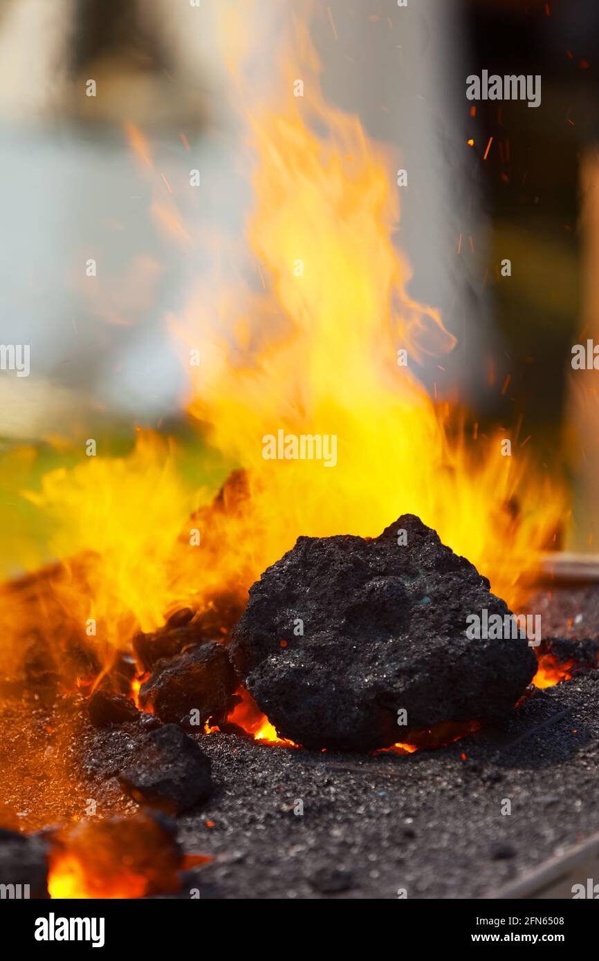Burning metal piece hi-res stock photography and images - Alamy