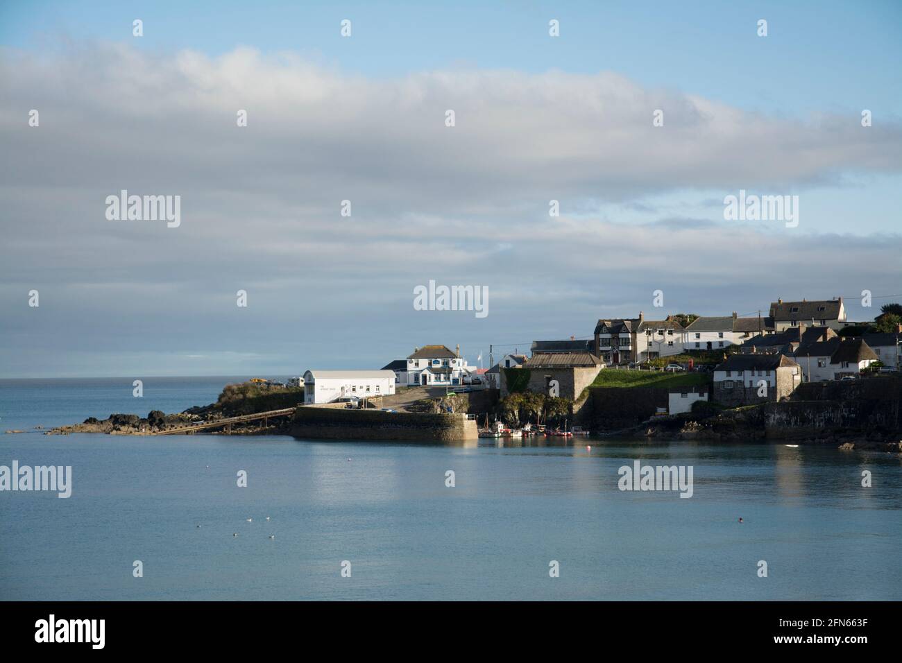 Coverack cornwall hi-res stock photography and images - Alamy