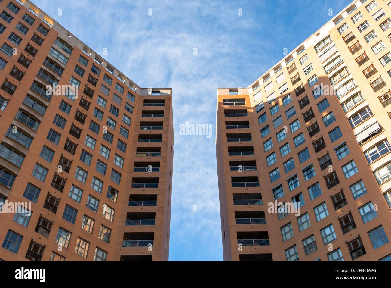 Symmetrical buildings hi-res stock photography and images - Alamy