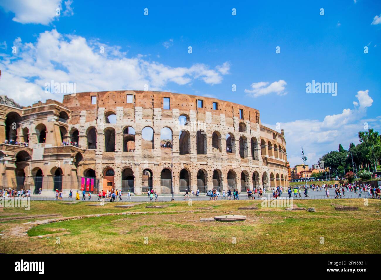 Colosseum windows hi-res stock photography and images - Alamy