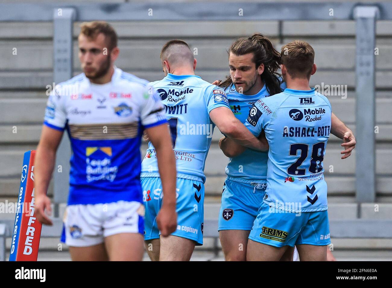 Liam Kay (5) of Wakefield Trinity celebrates his try Stock Photo - Alamy
