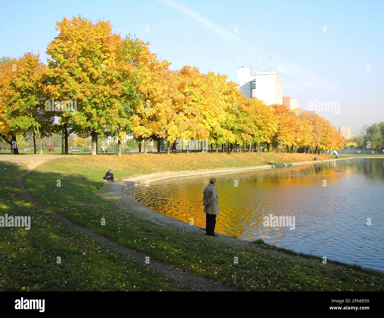 autumn in city park at october Stock Photo - Alamy