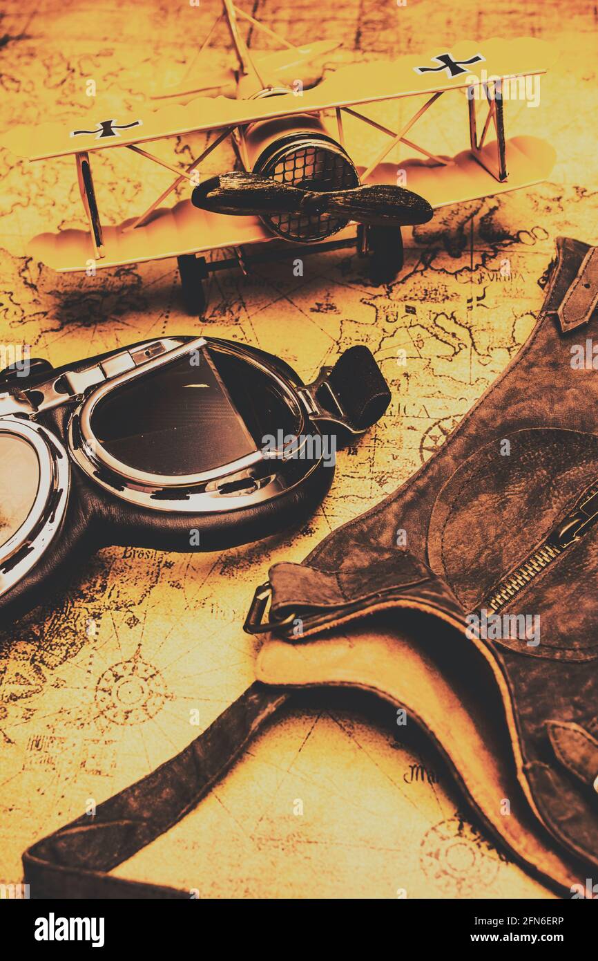 Vintage Flight Map High Resolution Stock Photography and Images - Alamy