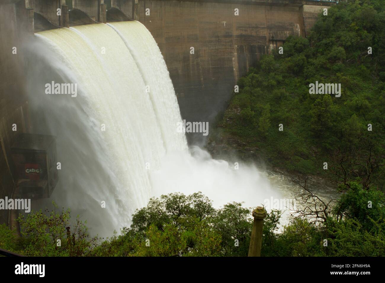 Aerial view bridge over waterfall hi-res stock photography and images ...