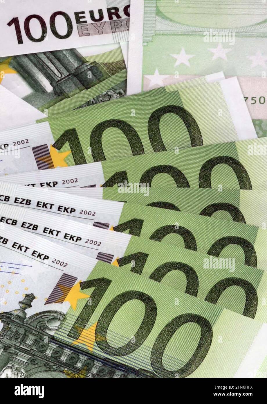 europe euros banknote of hundreds Stock Photo - Alamy
