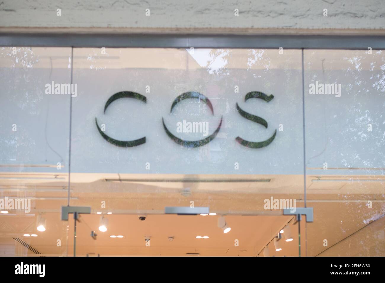 Cos logo hi-res stock photography and images - Alamy