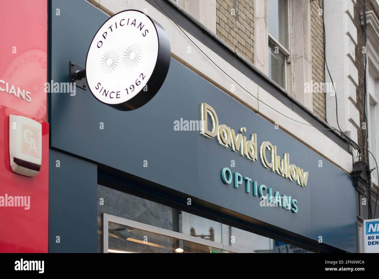 David clulow opticians hi-res stock photography and images - Alamy