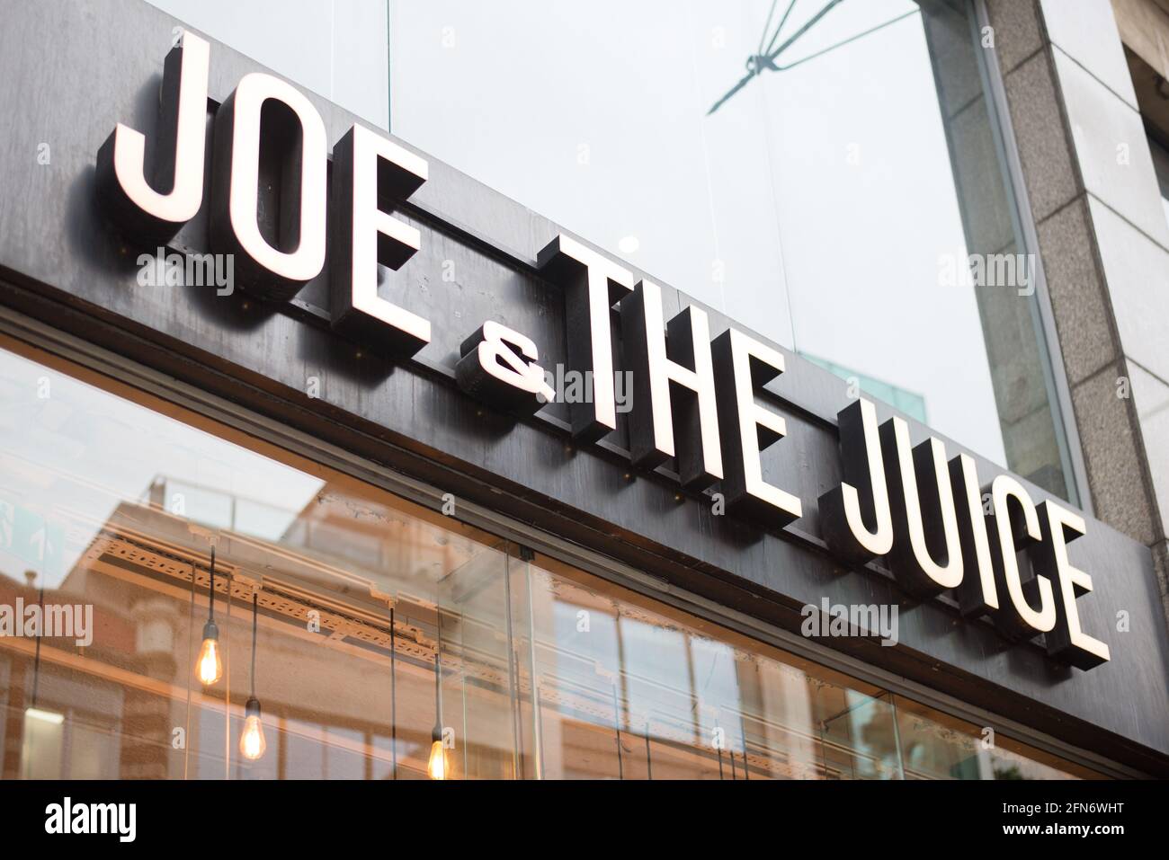 Joe and the juice london hi-res stock photography and images - Alamy