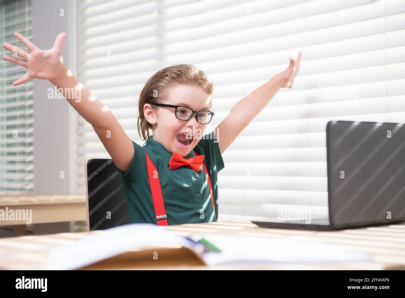 Surprised kids class High Resolution Stock Photography and Images - Alamy