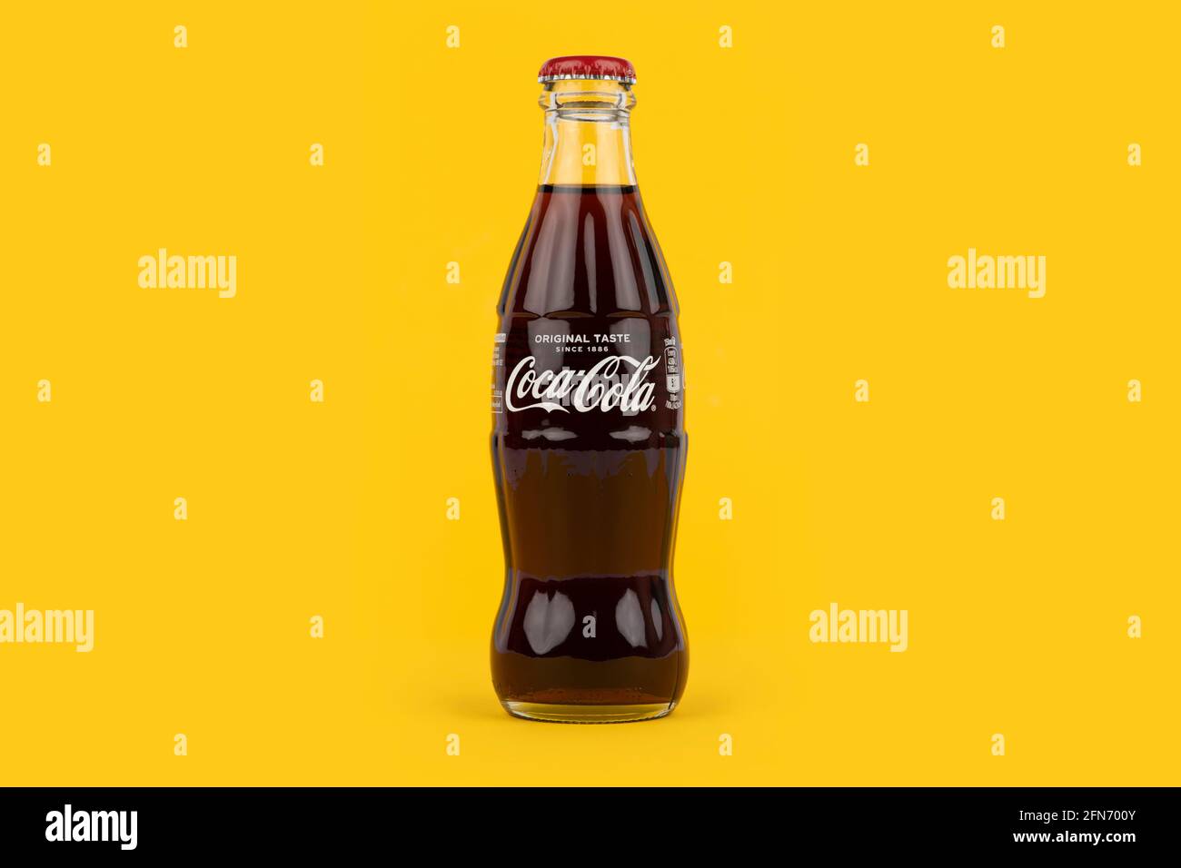 Coca cola bottle hi-res stock photography and images - Alamy