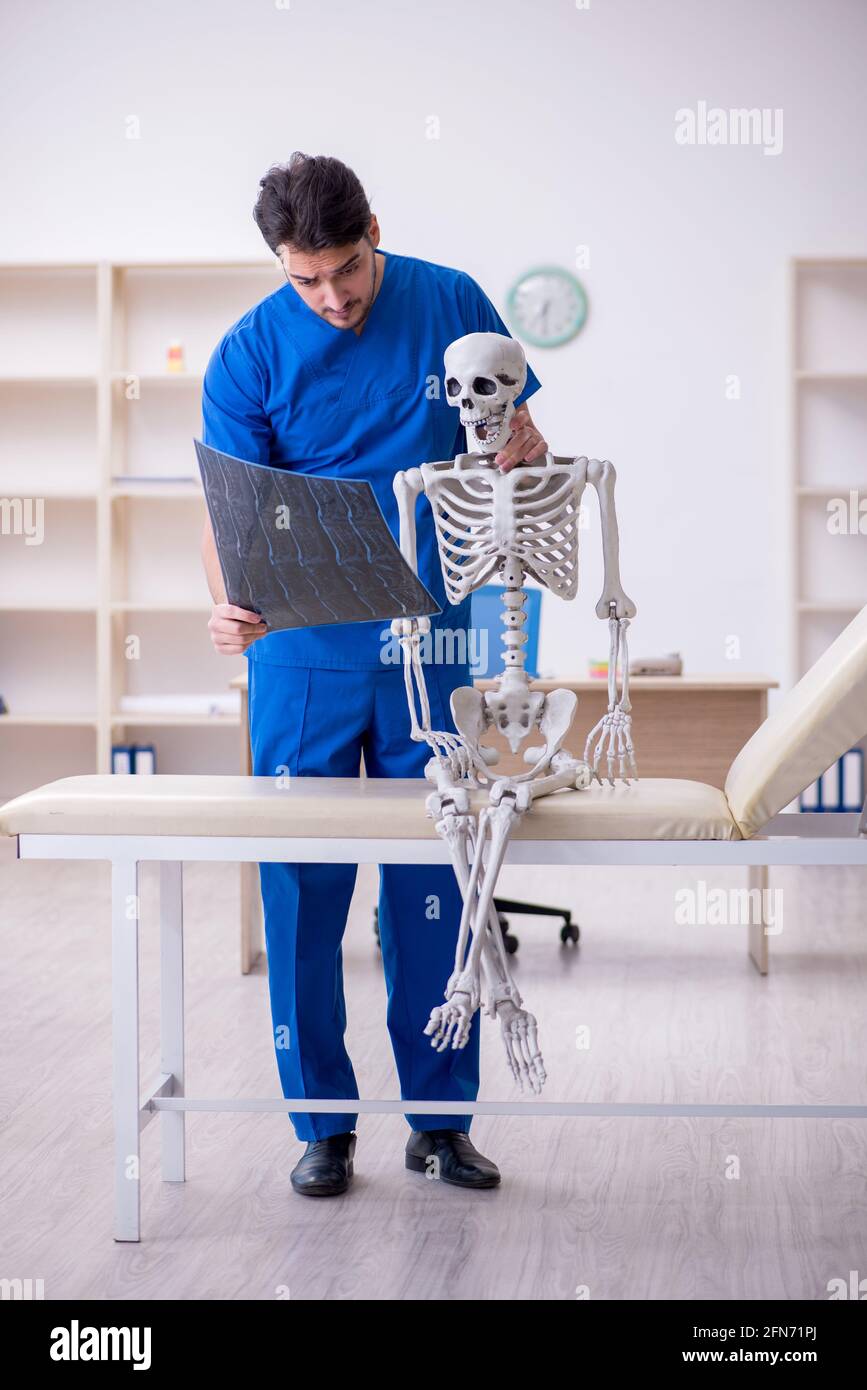 Body scan funny hi-res stock photography and images - Alamy