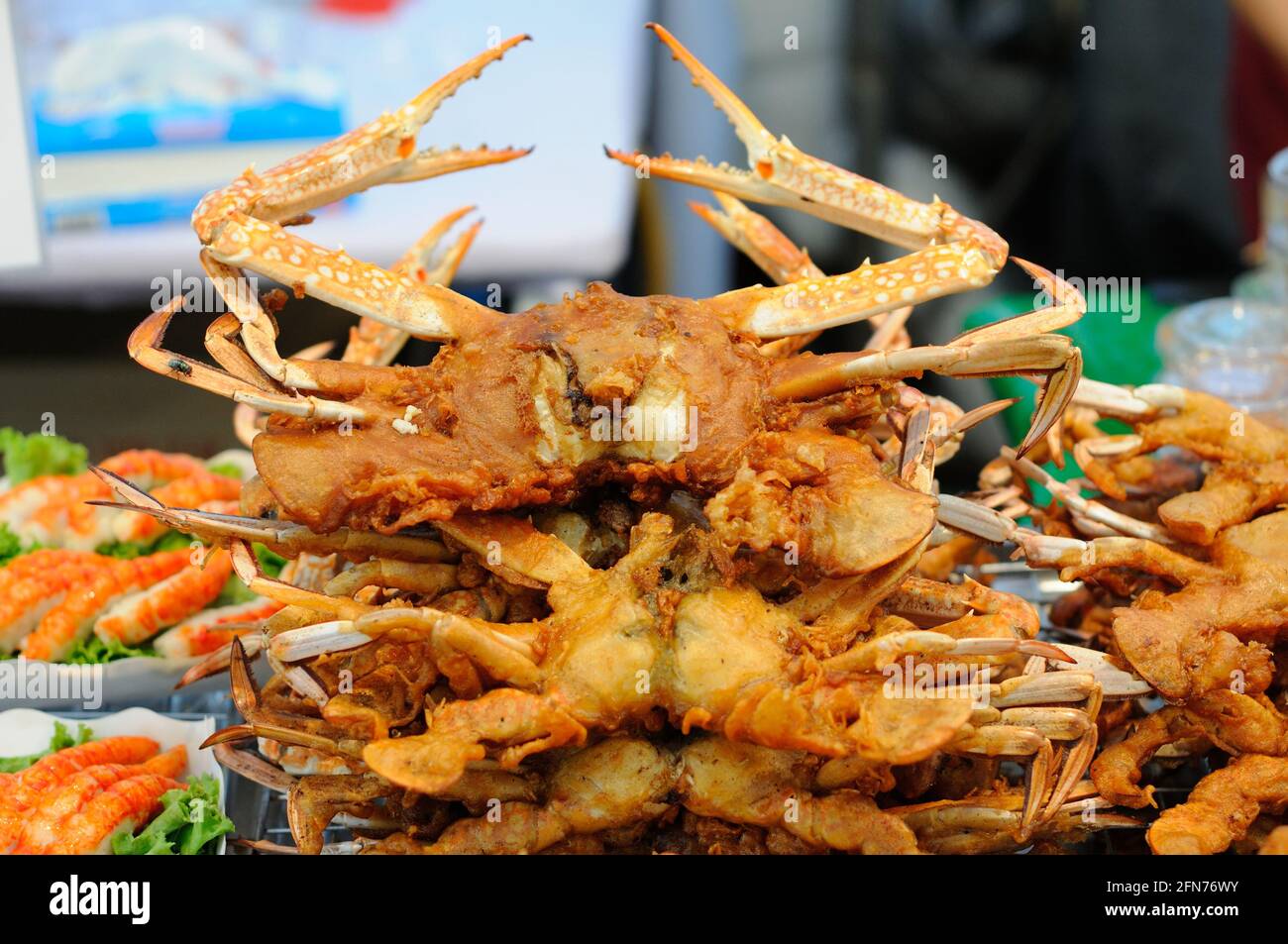 Eat crabs hi-res stock photography and images - Alamy