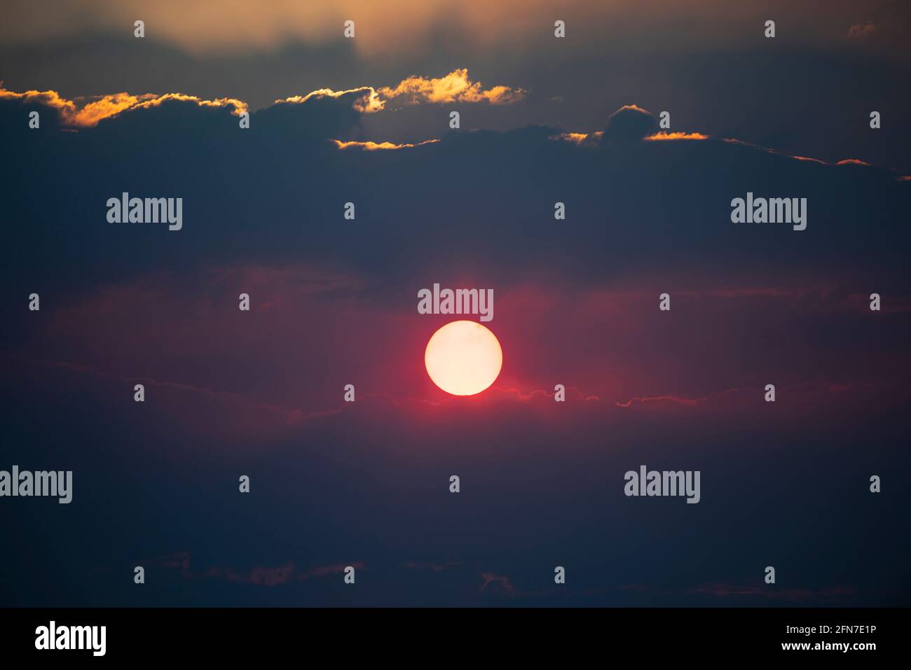 Sky sunset sunrise. Sun over skyline. Gradient color. Sky texture Stock ...