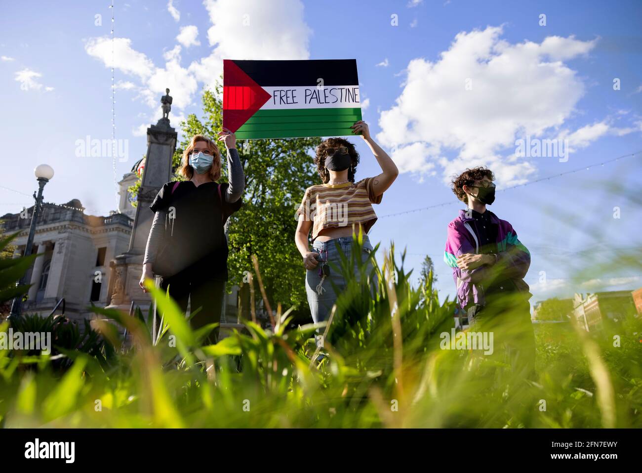 Free palestine placard hi-res stock photography and images - Alamy