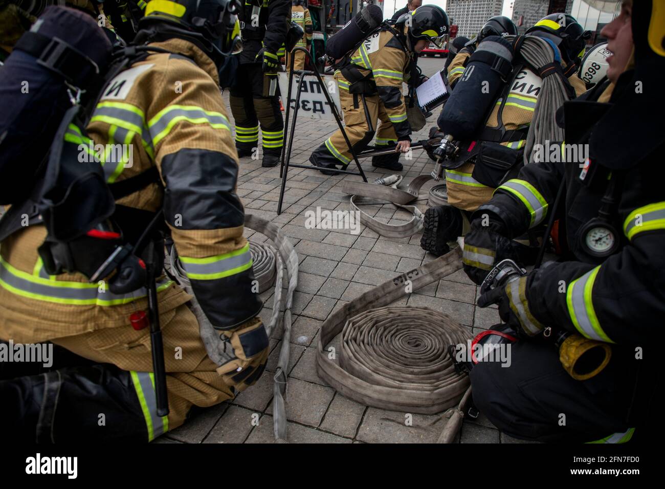 Car russian fire fireman hi-res stock photography and images - Alamy