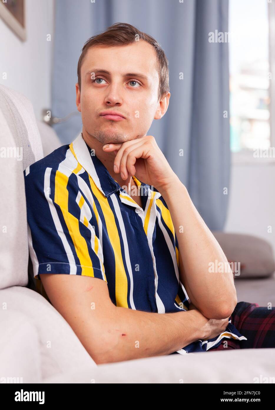 man in home Stock Photo - Alamy