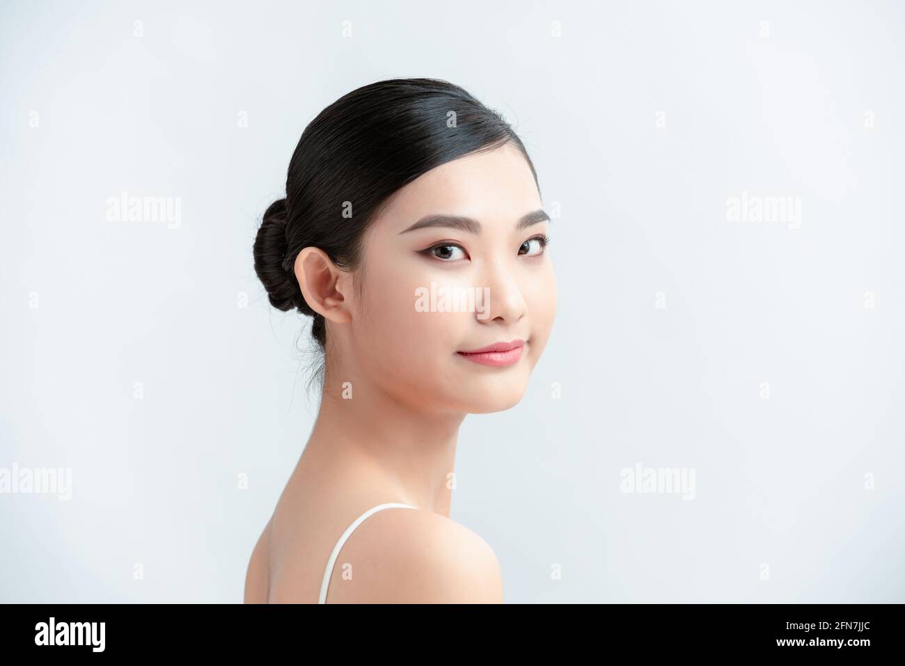 Beautiful woman cosmetic natural make up beauty model face white ...