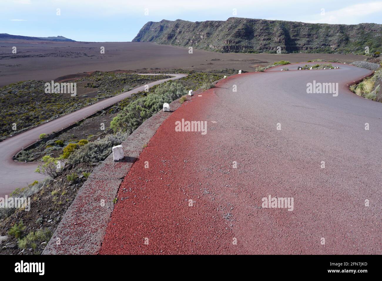 Road volcano hi-res stock photography and images - Alamy