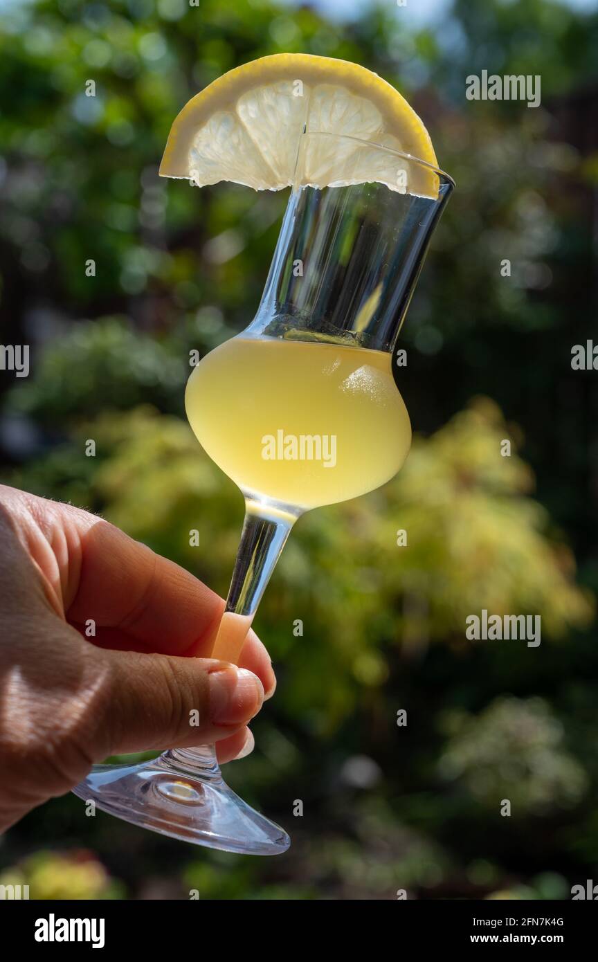 Limoncello amalfi bar hi-res stock photography and images - Alamy