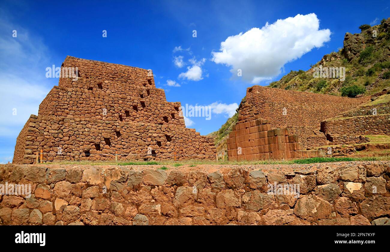 La Portada de Rumicolca, Ancient Gates and Aqueducts of Pre-Inca ...
