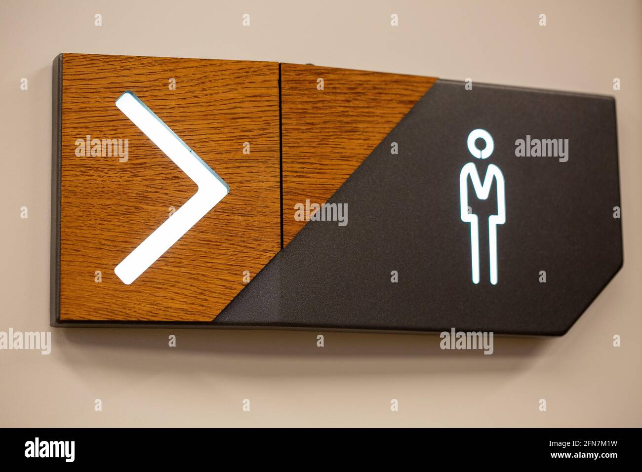 Comfort room signage hi-res stock photography and images - Alamy