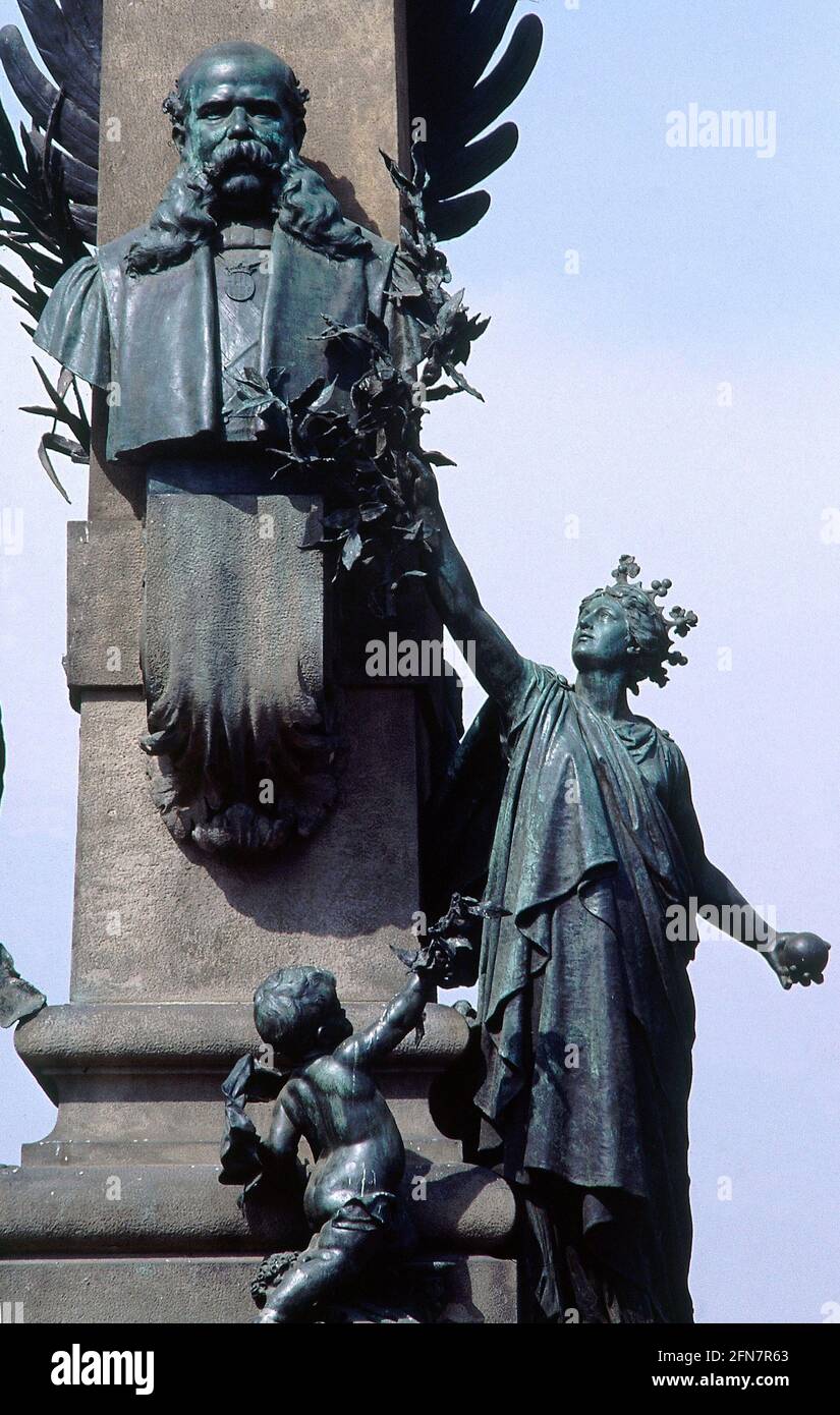 Monumento a rius y taulet hi-res stock photography and images - Alamy