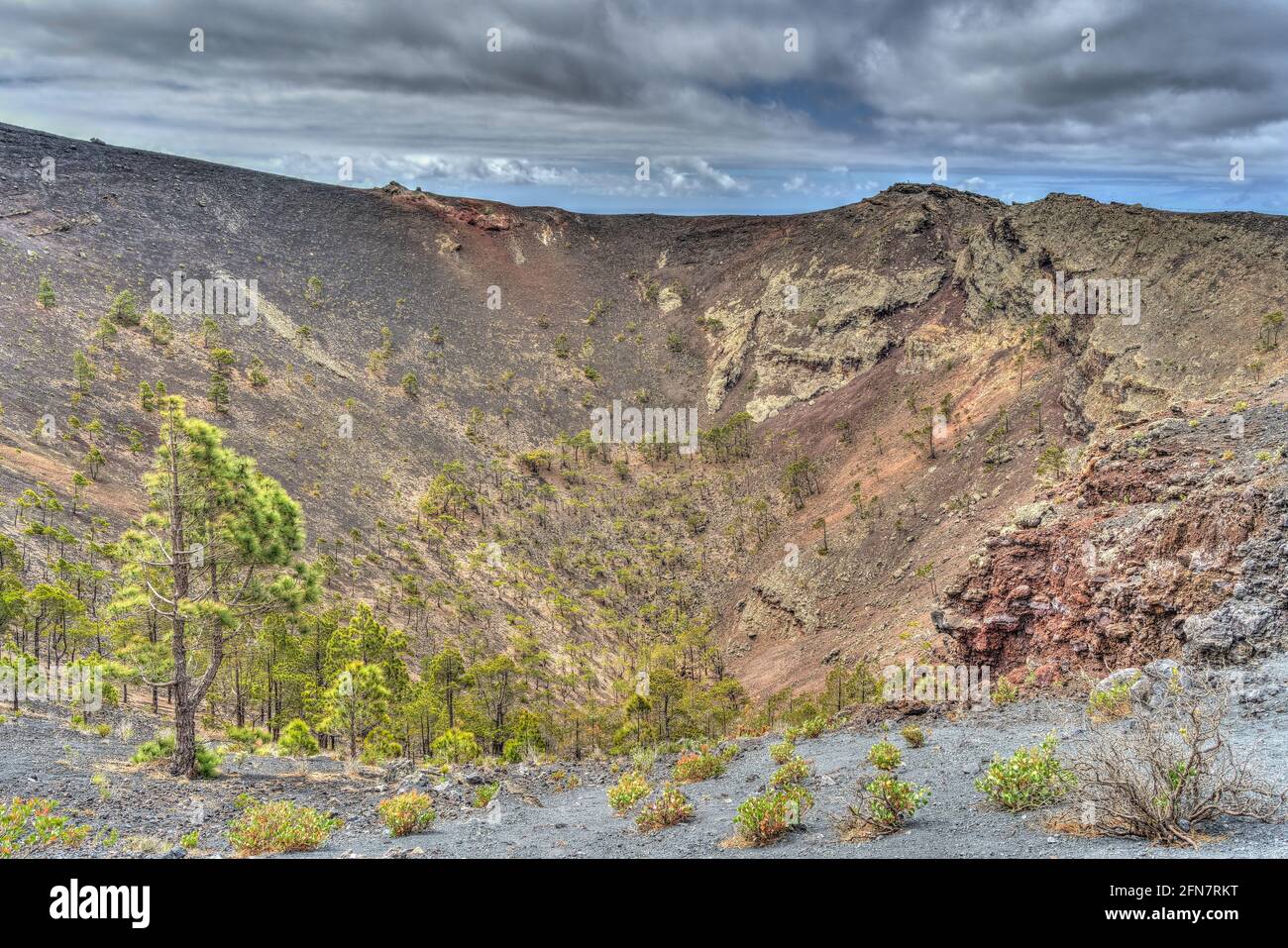 Volcano teneguia san antonio hi-res stock photography and images - Alamy