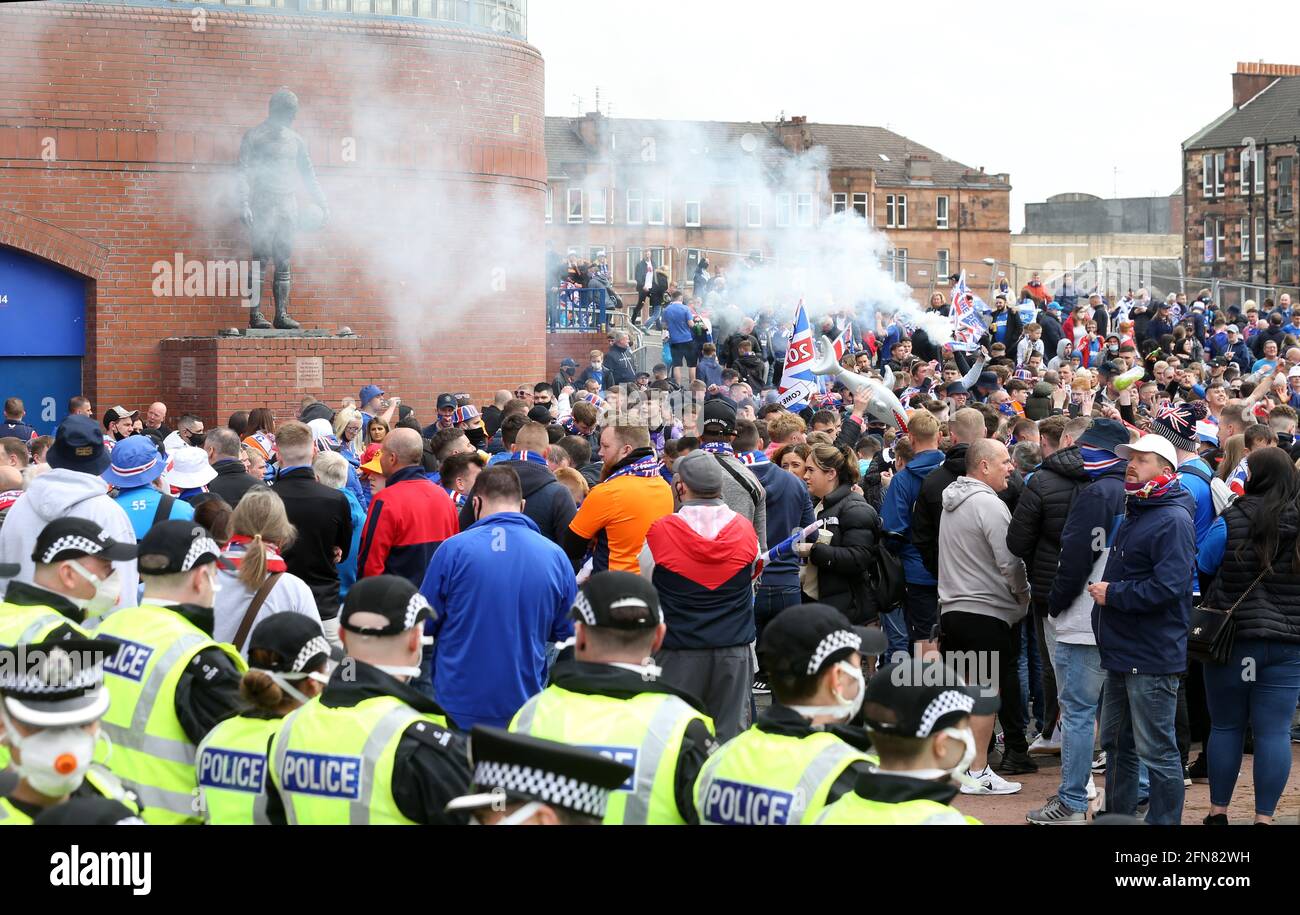 Rangers fans outside the ground before the Scottish Premiership match ...