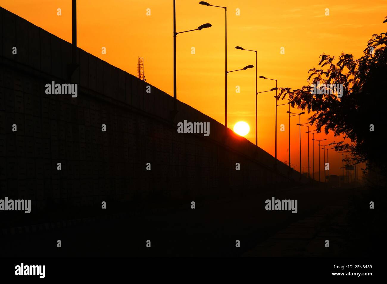 Morning View, Sunrise in the morning, Street light pattern on the ...