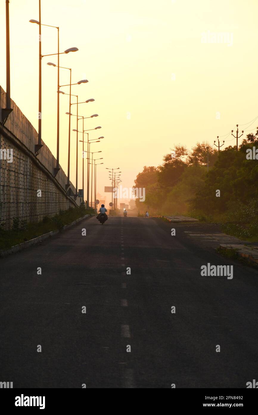 Morning View, Sunrise in the morning, Street light pattern on the ...