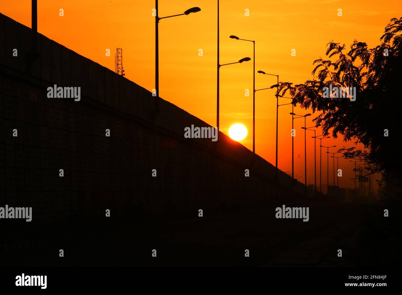 Morning View, Sunrise in the morning, Street light pattern on the ...