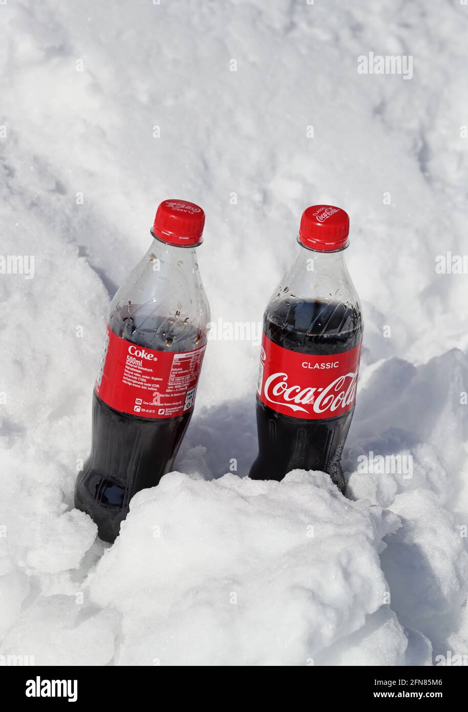 Coca Cola drinks on a ski slope Stock Photo - Alamy