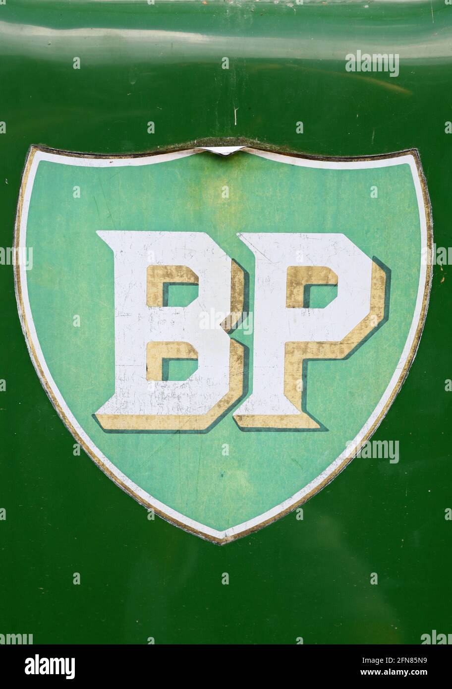 Old bp logo hi-res stock photography and images - Alamy
