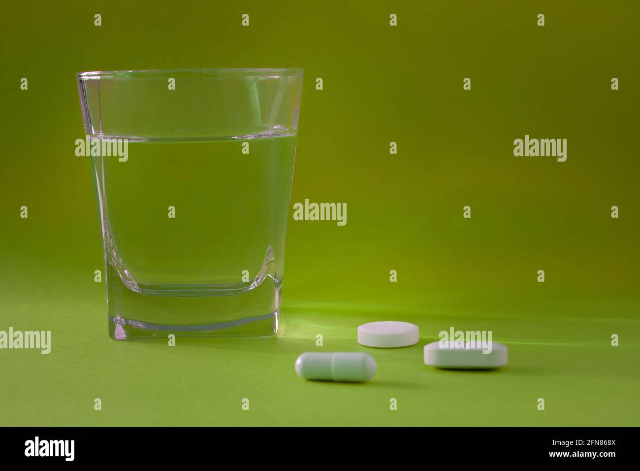 Prescription glass hi-res stock photography and images - Alamy