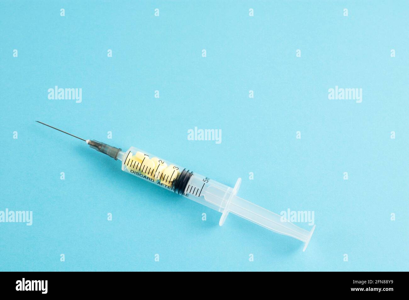 Medical idea concept syringe needle hi-res stock photography and images ...