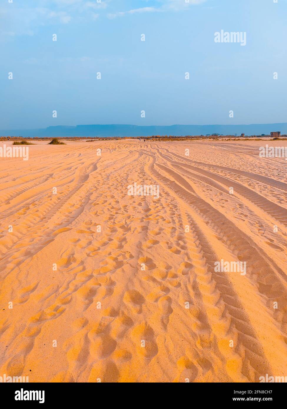 Wheels in sand hi-res stock photography and images - Alamy