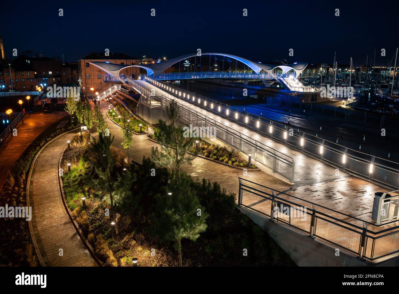 Castre Street Bridge seen in a night Stock Photo - Alamy