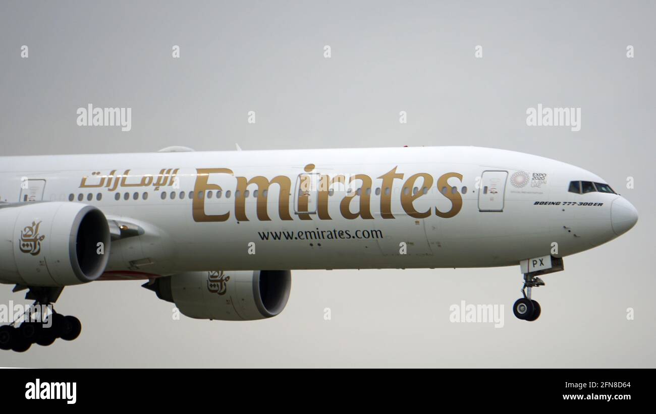Emirates Boeing 777-300ER airplane lands at Chicago O'Hare ...