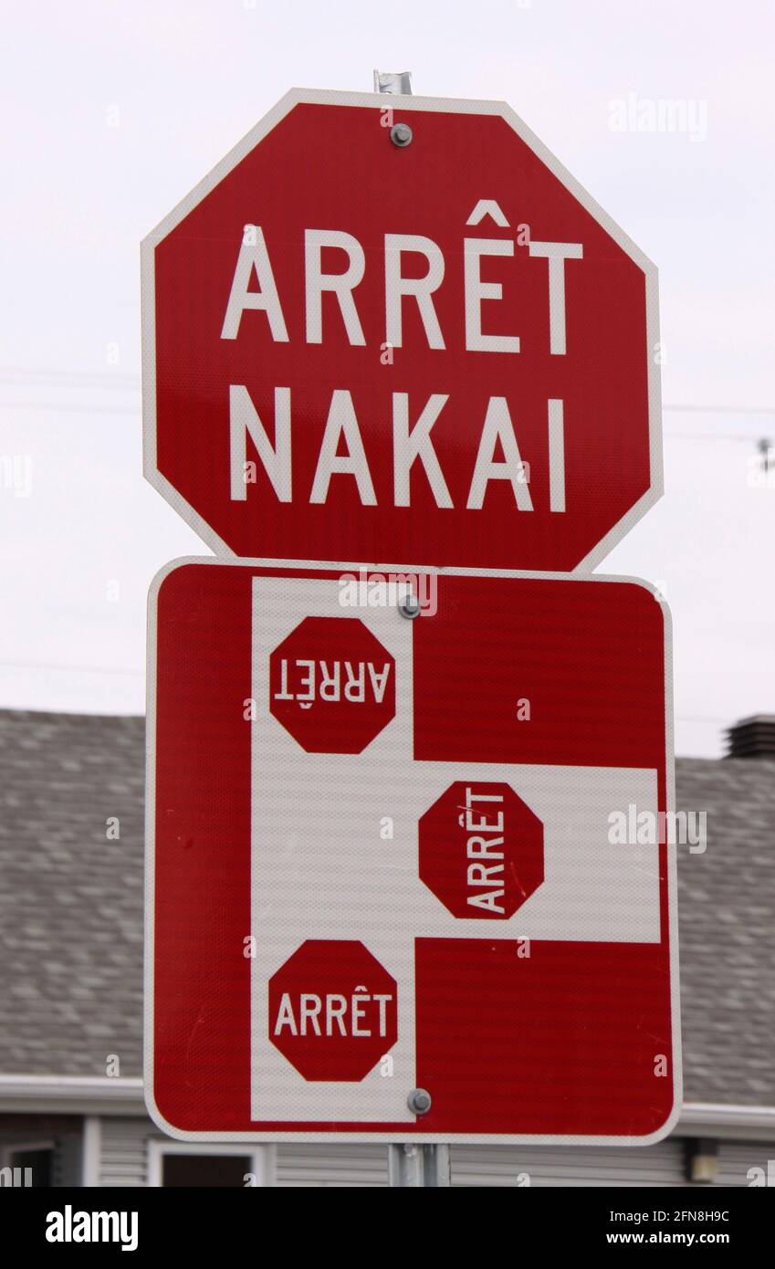 Indigenous quebec road sign hi-res stock photography and images - Alamy